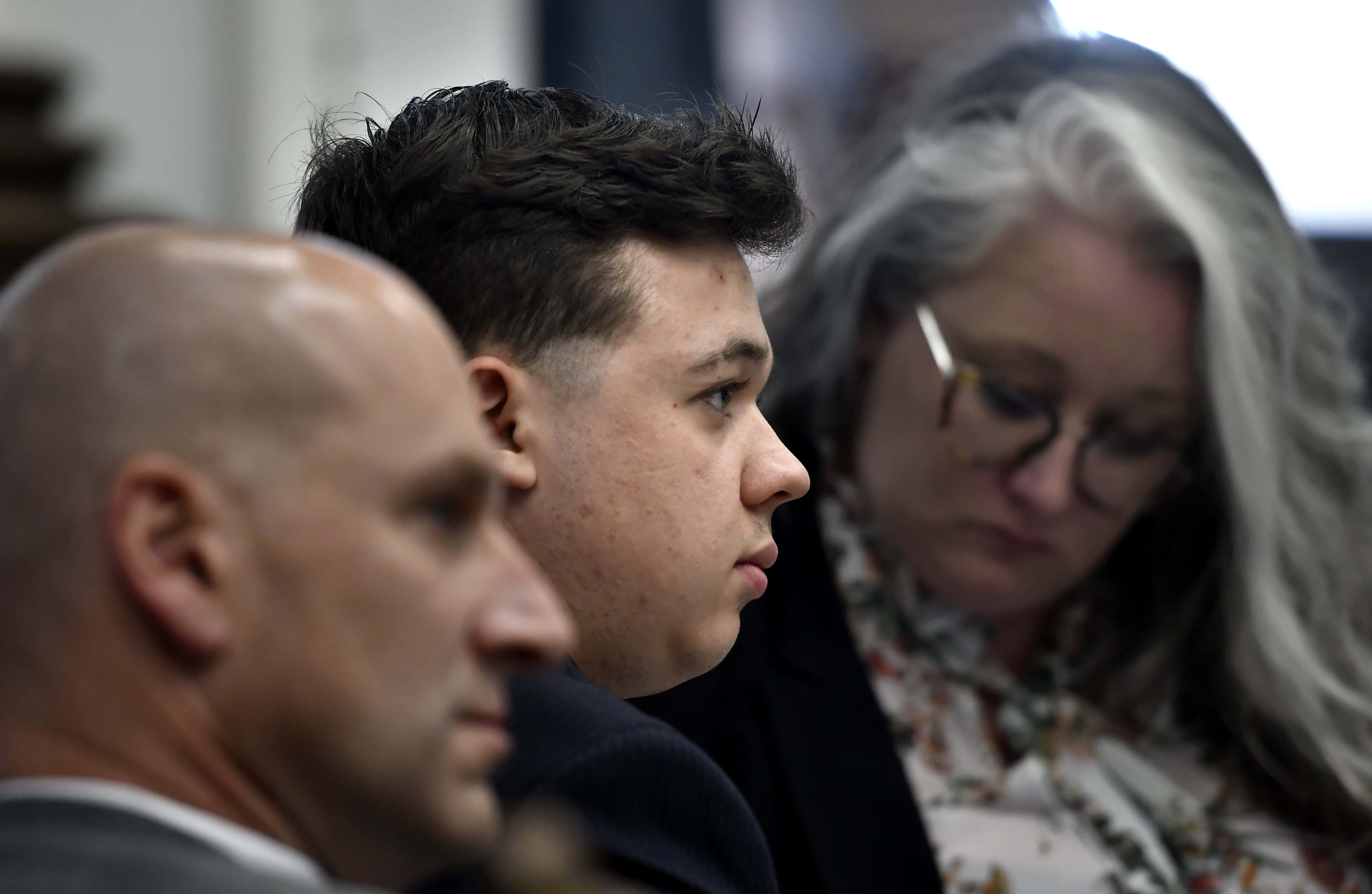 ¿Quién es Dominick Black? El amigo de Kyle Rittenhouse compró un arma ...